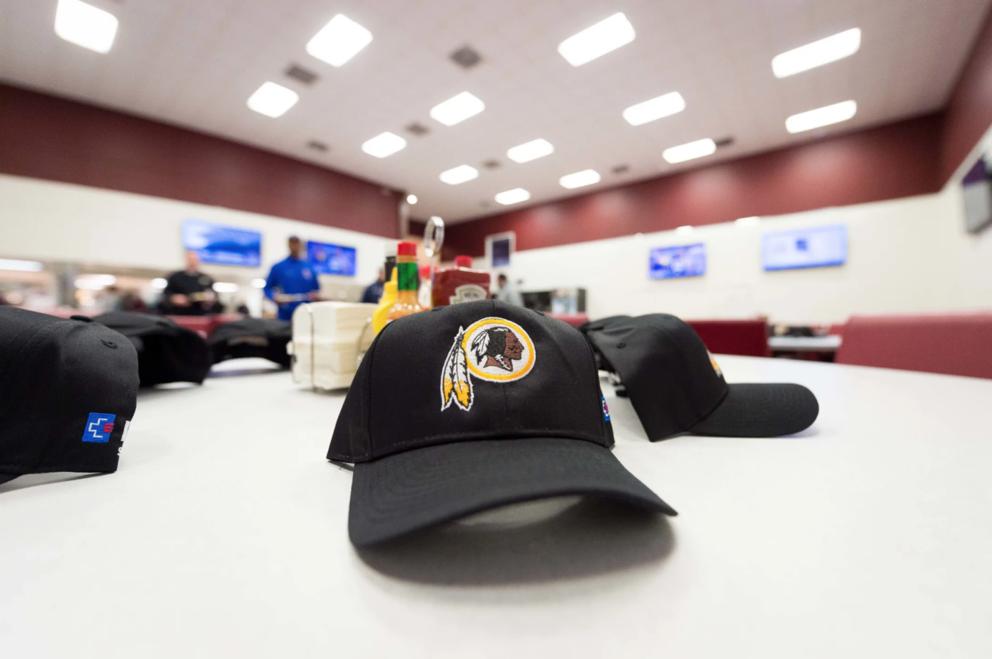 Washington Redskins Charitable Foundation, Inova Sports Medicine Host ...